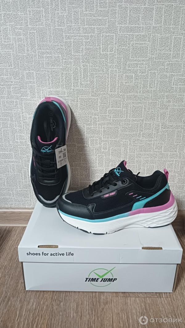 Отзыв о Кроссовки женские TimeJump | Меня полностью устраивают